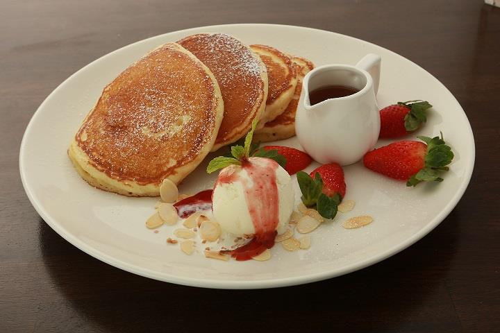 Beyond Pancakes | City Square Mall
